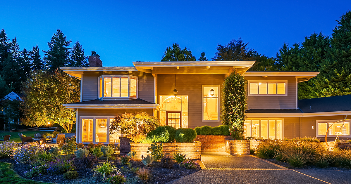 Custom Landscape Lighting | Northwest Outdoor Lighting